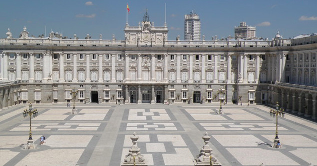 Palacio Real Madrid Tour - Recorrido Guiado | IBE Tours